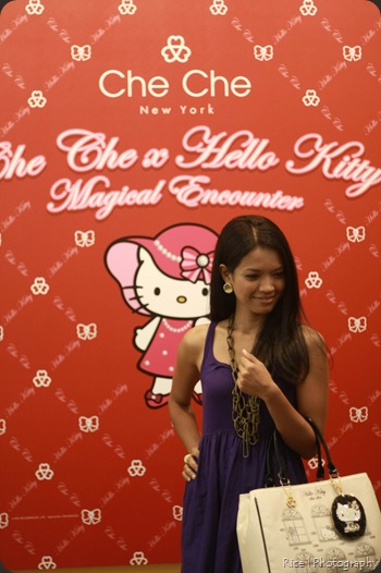 几粒米: hello kitty x che che